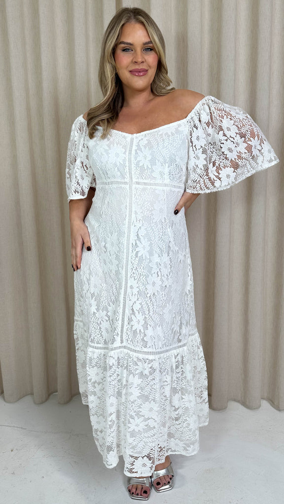 CurveWow Lace Frill Hem Midaxi Dress White – Curvewow